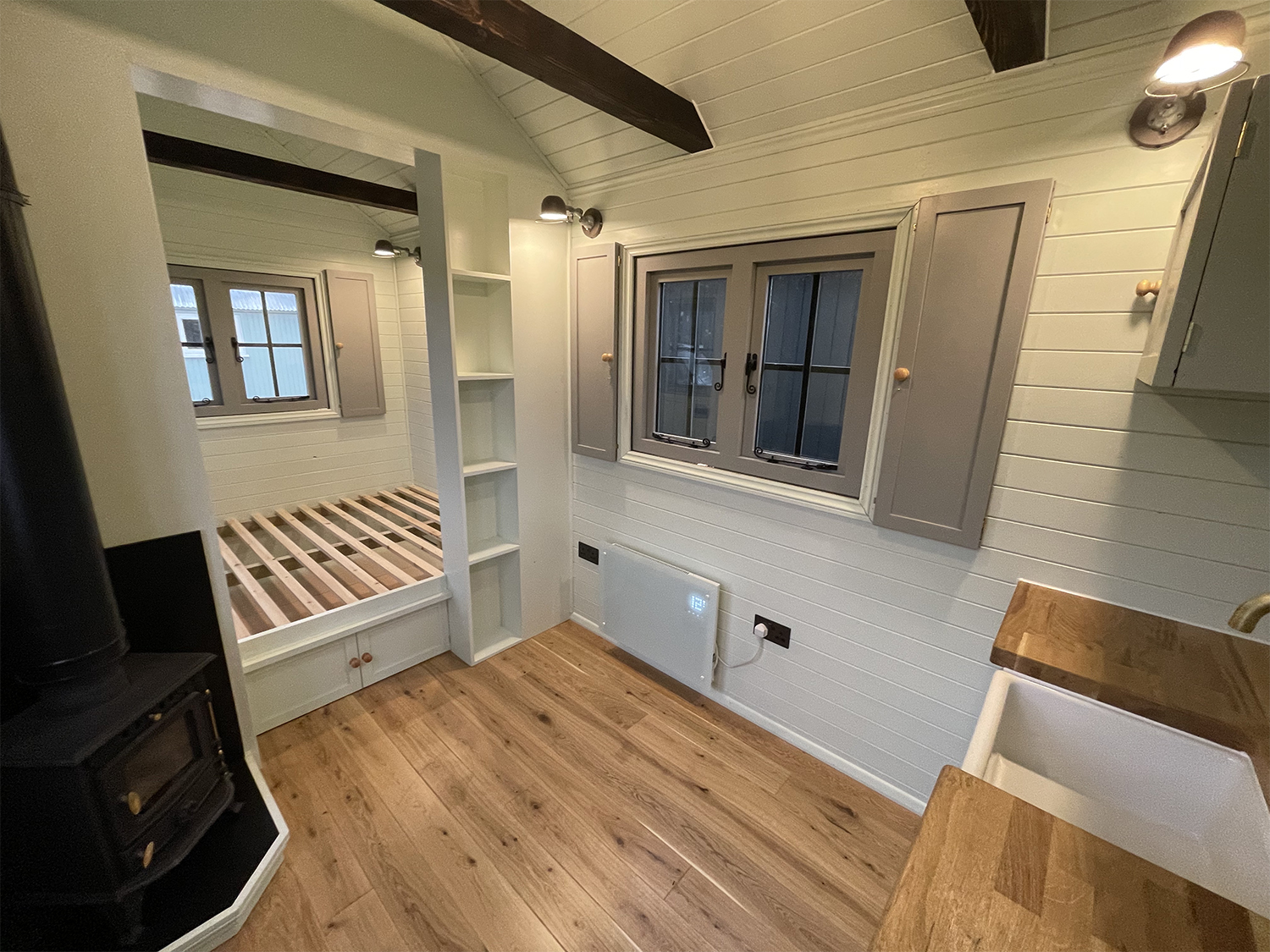 MCF 5 6m Shepherds Hut – Holmes Hill Shepherds Huts