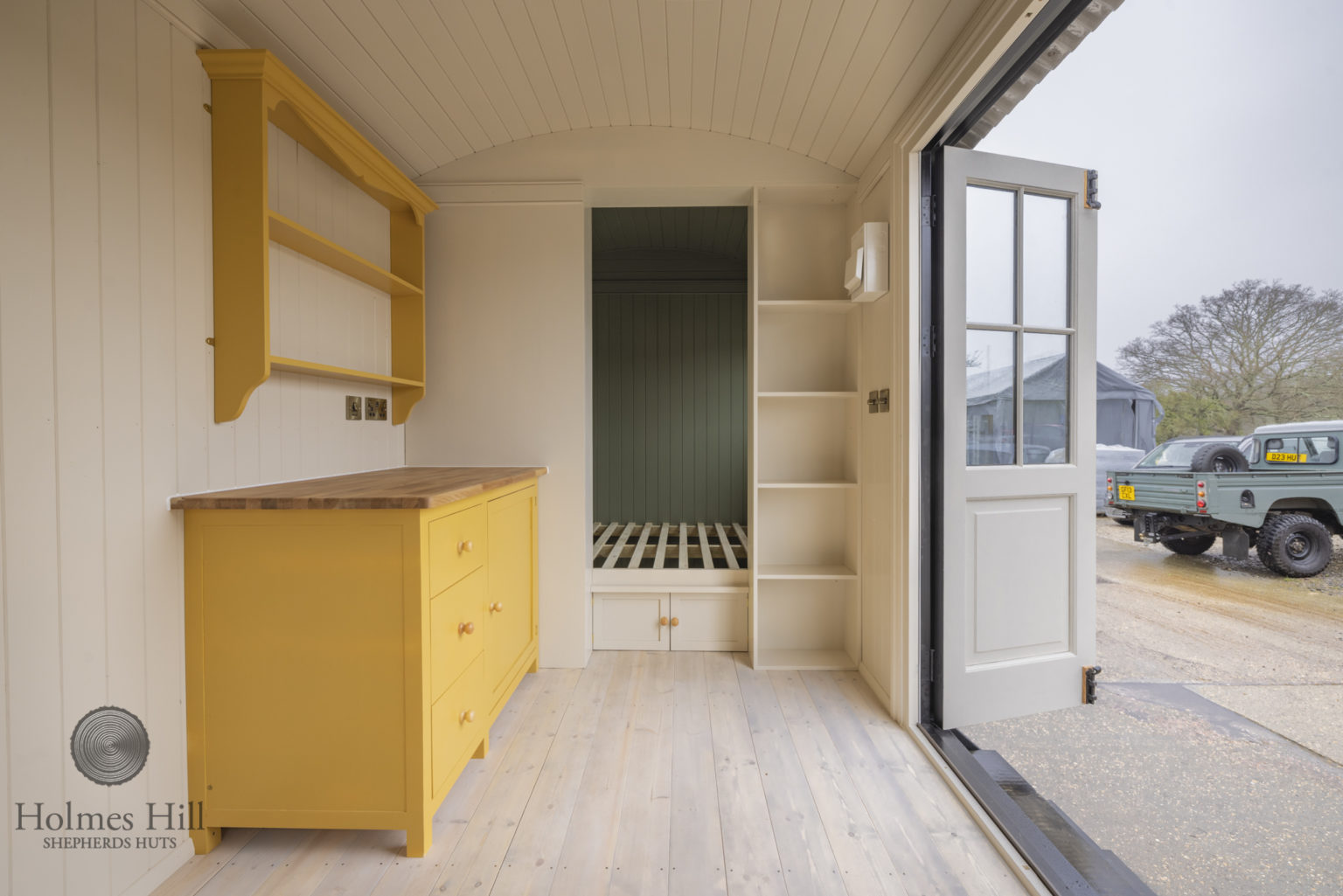MCF 3 4.6m Shepherds Hut – Holmes Hill Shepherds Huts